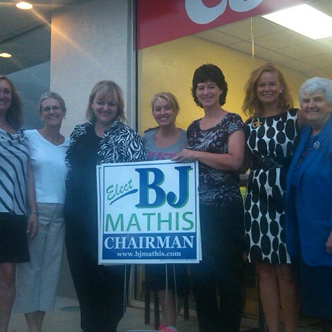 CJ's Hot Dogs #2 - 2 tips from 72 visitors