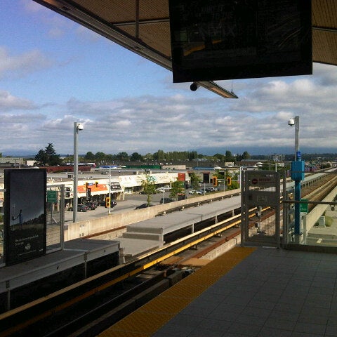Photos at Lansdowne SkyTrain Station - City Centre - Richmond, BC