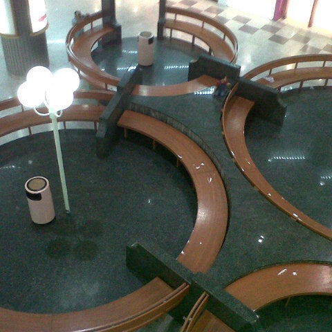 Jamjoom Commercial Center | مركز الجمجوم التجاري - العزيزية - 37 tips ...