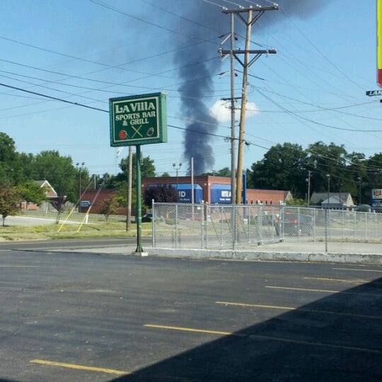 La Villa Sports Bar & Grille - Struthers, OH