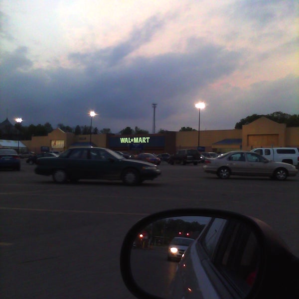 Walmart Supercenter - 3 tips from 576 visitors