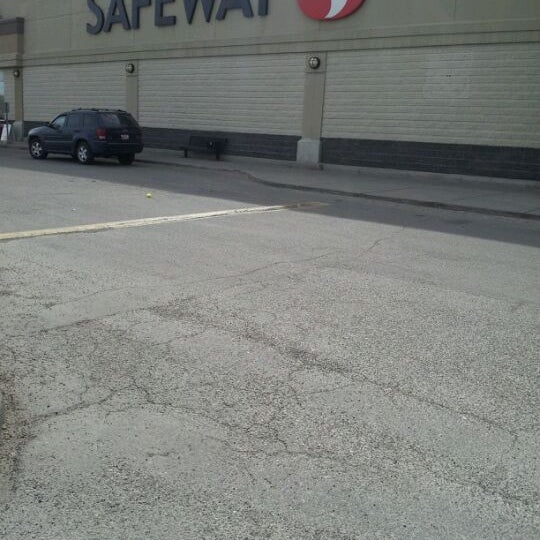 Safeway Castleridge - Northeast Calgary - 55 Castleridge Blvd NE
