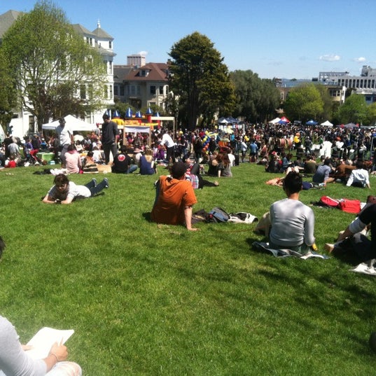 Duboce Park - Duboce Triangle - San Francisco, CA