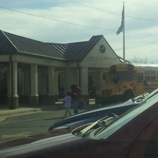 Tinker Elementary - 1 tip from 25 visitors