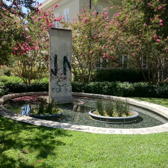 Chapman University - Irvine Lecture Hall - College Science Building in ...