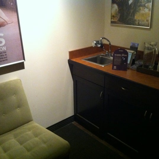 Pyara Spa & Salon - Spa in Harvard Square