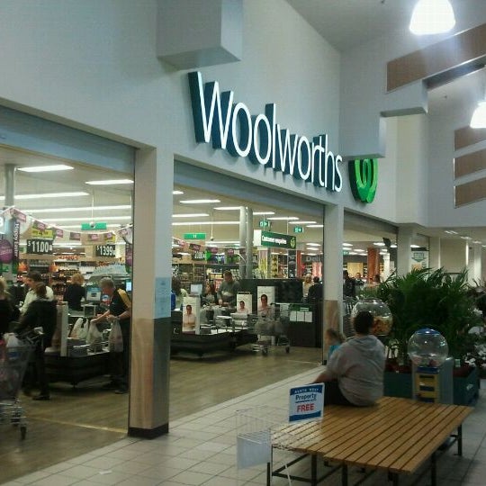 Woolworths - Supermarket in Taylors Lakes