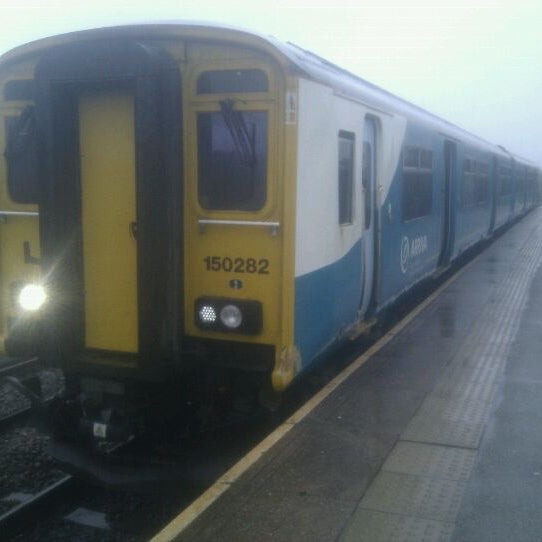 Clitheroe Railway Station (CLH) - Rail Station in Clitheroe