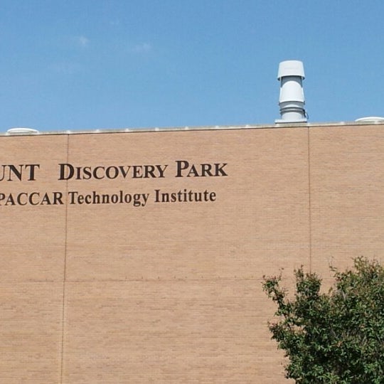 Photos at Discovery Park - College Residence Hall