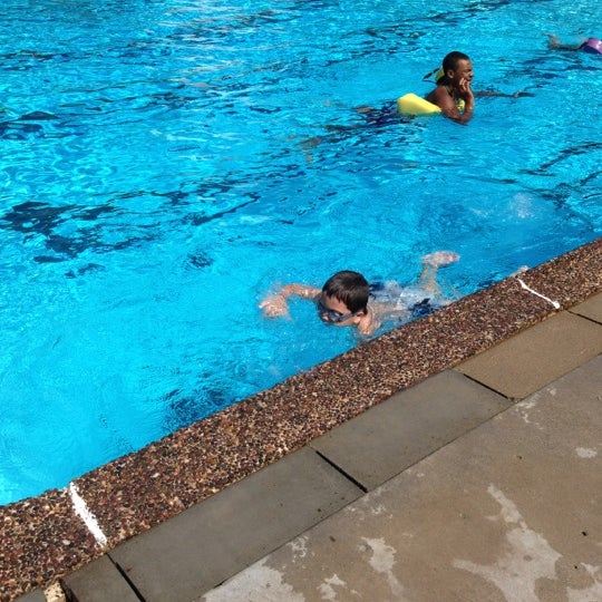 Super Splash USA - Swimming Pool