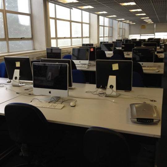 LCC Library Silent Zone - College Library in Elephant and Castle