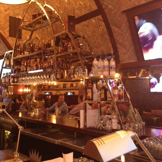 Photos at Royal Pig Pub - Downtown Fort Lauderdale - 99 tips from 3292 ...