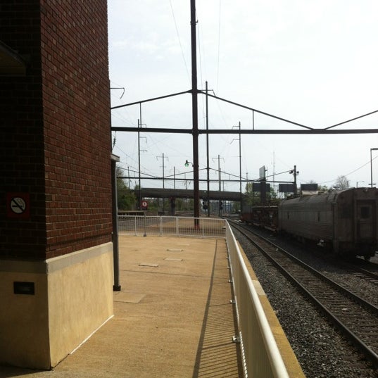 Photos at Amtrak: Lancaster Rail Station (LNC) - Ross - Lancaster, PA