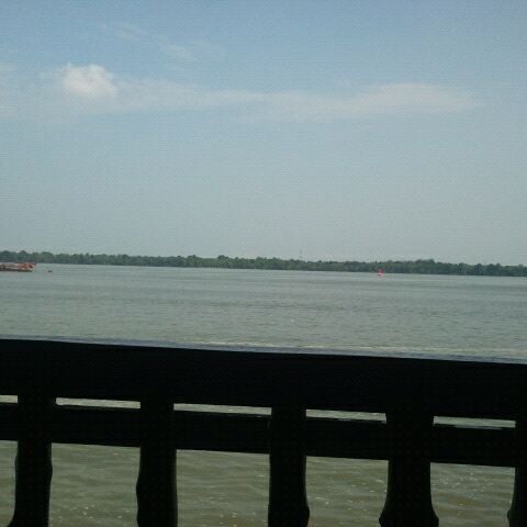 港村海鲜楼 Port Village (Tanjung Harapan) - Seafood Restaurant in Port Klang