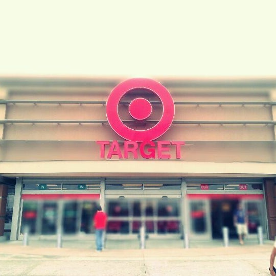 Target - 11051 Victory Blvd