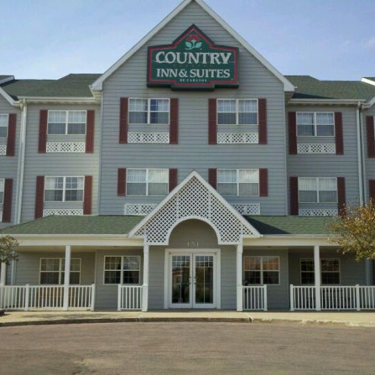 Country Inn & Suites By Radisson, Dakota Dunes, SD - Hotel in North ...
