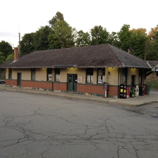 Franklin/Dean College MBTA Station - 3 tips from 347 visitors