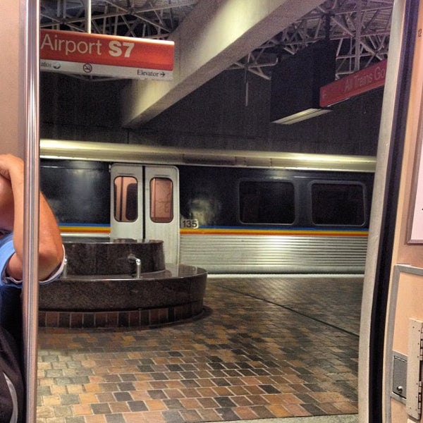 MARTA - Airport Station - Metro Station