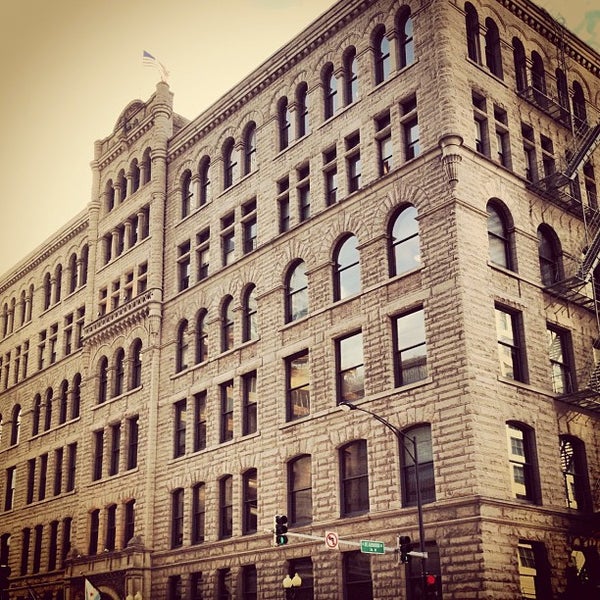 Courthouse Place - Near North Side - Chicago, IL