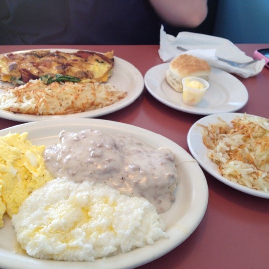 Potbellies - Breakfast Spot in Bayshore Beautiful