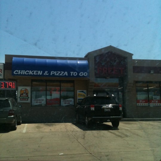 Shell - Fuel Station in Moline