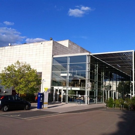 Courtyard Centre for the Arts - 6 tips