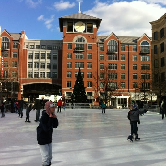 Rockville Town Square - Shopping Plaza in Town Square