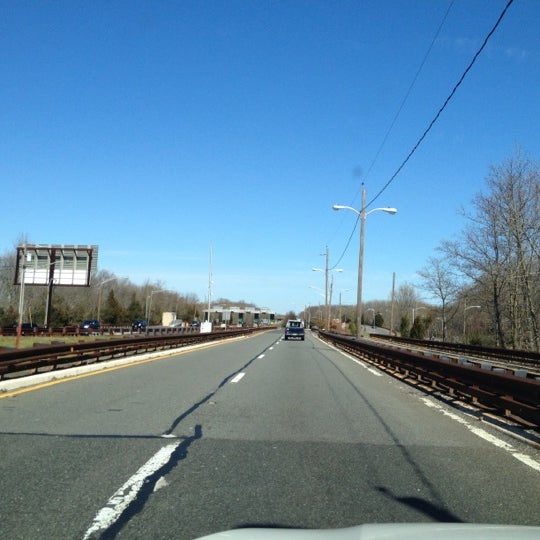 Photos at Garden State Parkway - Exit 105 - Road in Eatontown