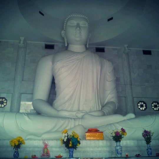 Buddhist Temple Sentul Sri Lanka