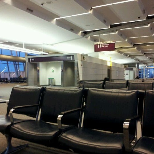 Photos at Concourse D (Now Closed) - CLE airport