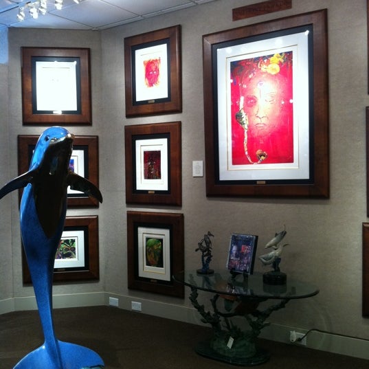 Higgins Harte International Galleries - Waikiki - 2 tips from 13 visitors