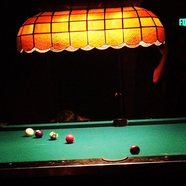 Footsie's - Bar in Los Angeles