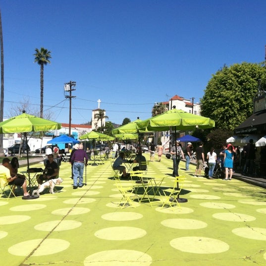 Sunset Triangle Plaza - Silver Lake - 4 tips from 335 visitors