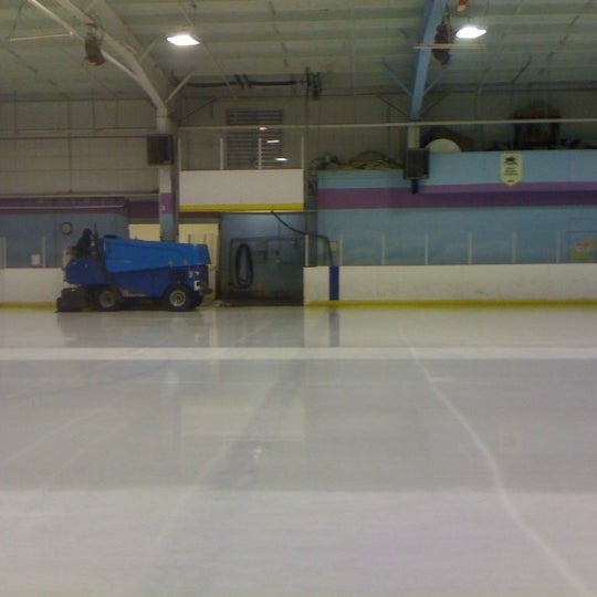 Highland Ice Arena - 7 tips from 612 visitors
