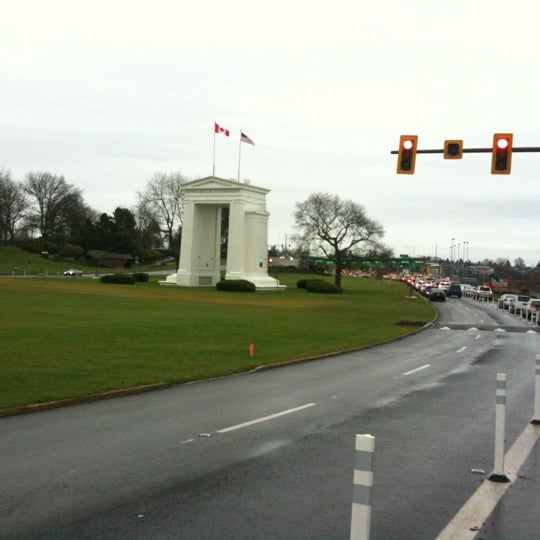 Photos at Peace Arch Border Crossing - Border Crossing