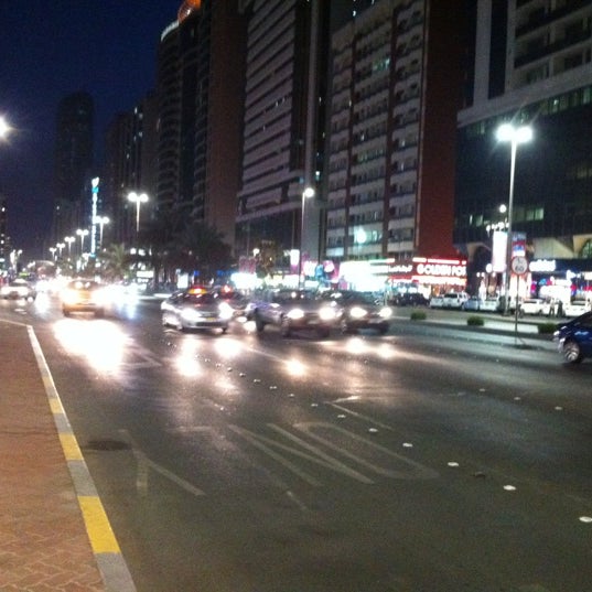 hamdan street al mansouri plaza building - 1 tip from 25 visitors