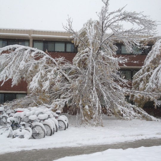 Edwards Hall - Colorado State Univ