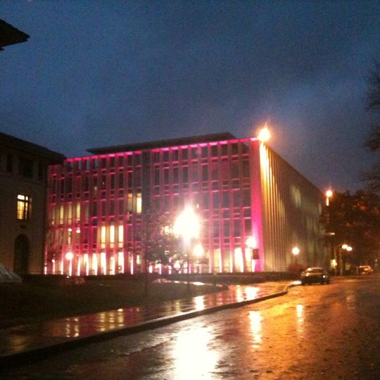 Hunt Library - College Library
