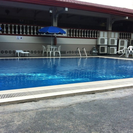 Photos at Club Filipino - Greenhills - 13 tips