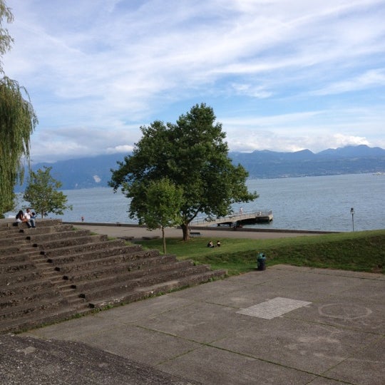 Pyramides de Vidy - Monument / Landmark