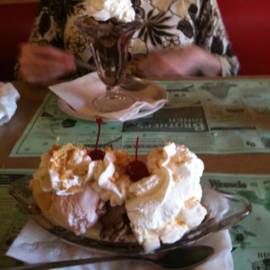 Brothers Diner - 705 Gettysburg Pike