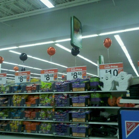 Walmart Supercenter - 2 tips from 460 visitors