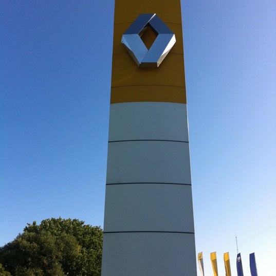 Renault Center