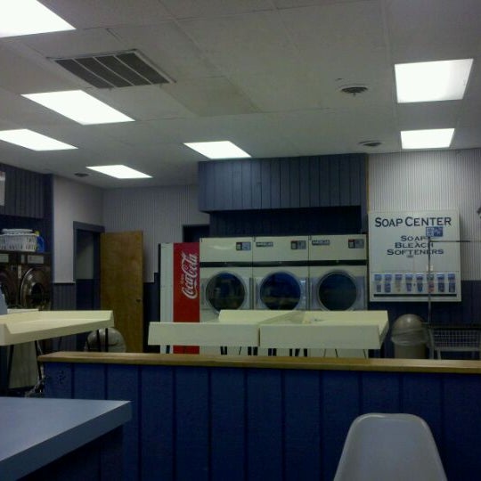 A Cleaner Globe Laundromat - Laundry Service in Littleton