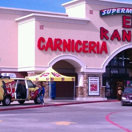 El Rancho Supermercado - Grocery Store in Dallas
