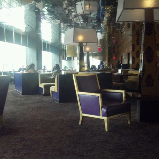 Bistro 555 - American Restaurant in Greektown