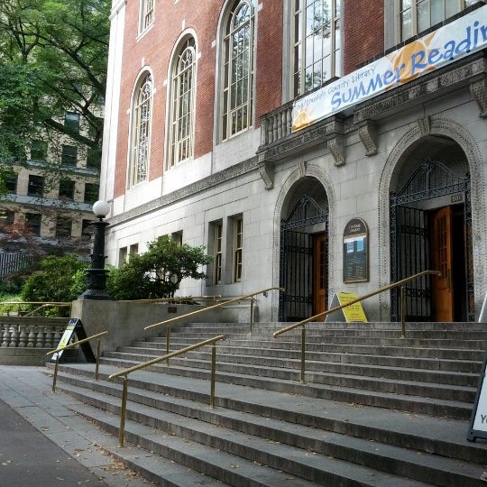 Multnomah County Library - Central - 37 tips from 2094 visitors