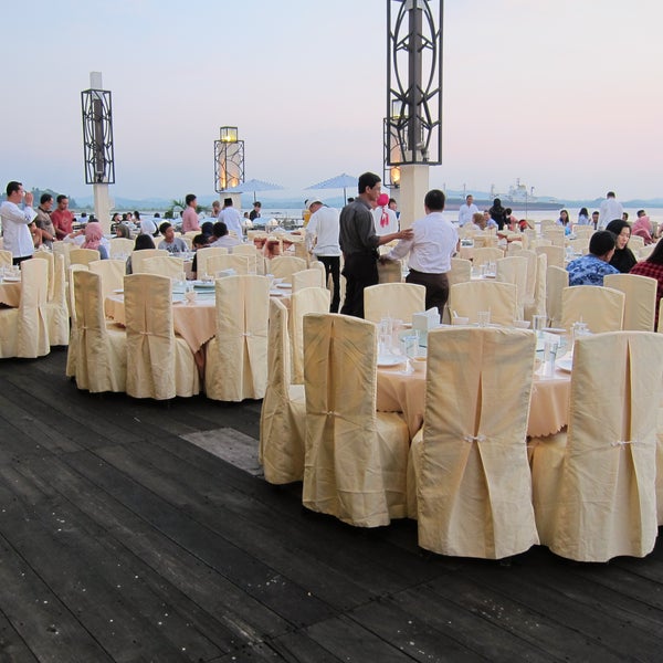 Harbour Bay Seafood Restaurant - Seafood Restaurant in Batam