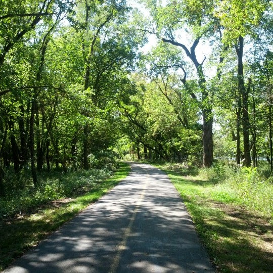 Busse Woods Bike Trail - 10 tips from 597 visitors