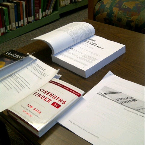 Raymond Cravens Library - College Library in Bowling Green